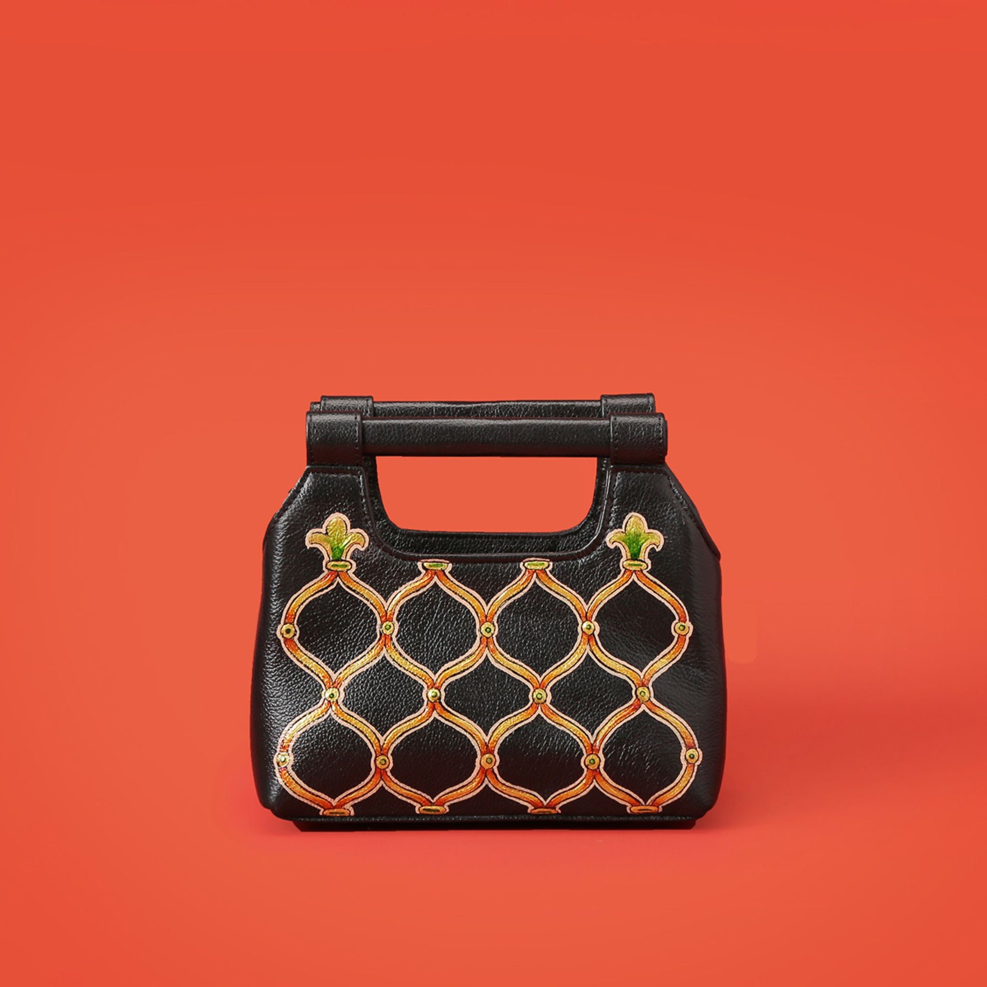 “Nargis” HANDHELD SLING – Black – Swarang Designs