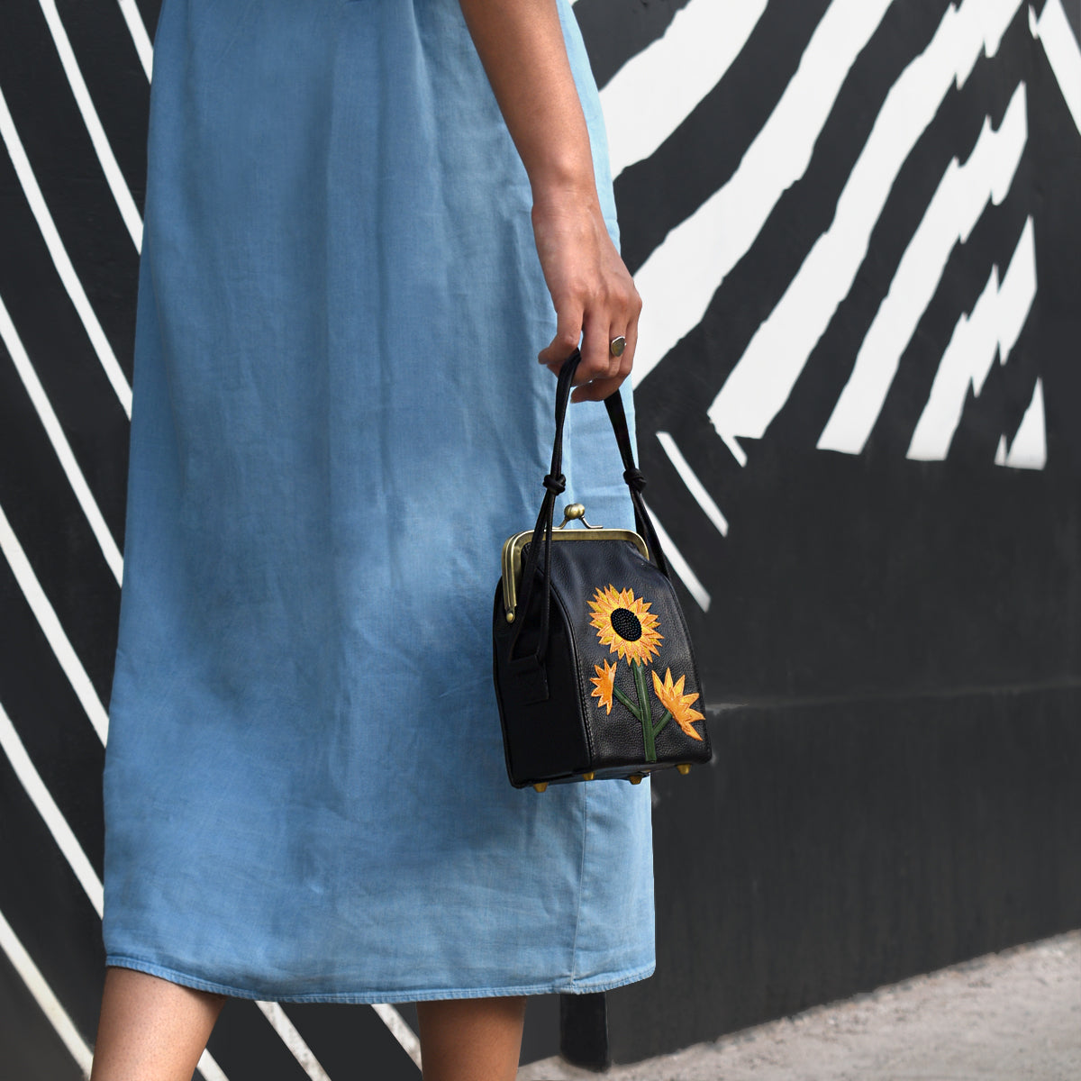 Buy Mini Frame Bag - Black – Swarang Designs